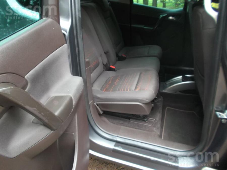 Pelēks Opel Meriva 2010 Daugavpils, ar dzinēja tilpumu 1.70 L un nobraukumu 337 tūkst. km par 2900 €, foto 20 vietnē AUTOMOTO.COM.LV
