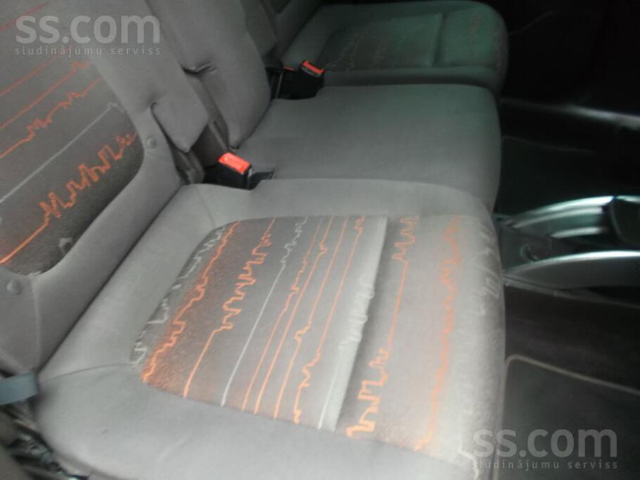 Pelēks Opel Meriva 2010 Daugavpils, ar dzinēja tilpumu 1.70 L un nobraukumu 337 tūkst. km par 2900 €, foto 21 vietnē AUTOMOTO.COM.LV