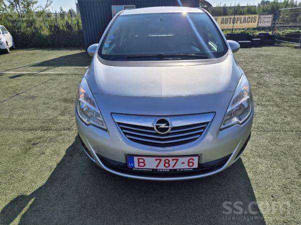 Grey Opel Meriva 2010 in Liepaja, with an engine capacity of 1.40 L and mileage of 170 thousand km for 4600 €, photo 2 on AUTOMOTO.COM.LV