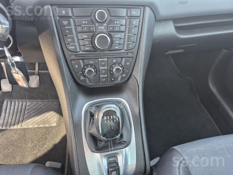 Pelēks Opel Meriva 2010 Liepāja, ar dzinēja tilpumu 1.40 L un nobraukumu 170 tūkst. km par 4600 €, foto 14 vietnē AUTOMOTO.COM.LV