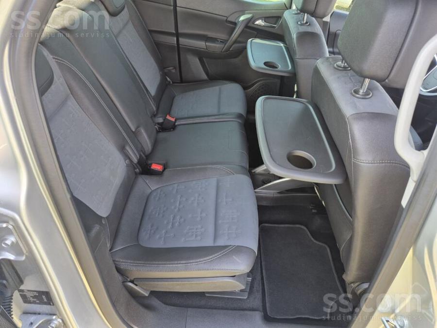 Pelēks Opel Meriva 2010 Liepāja, ar dzinēja tilpumu 1.40 L un nobraukumu 170 tūkst. km par 4600 €, foto 17 vietnē AUTOMOTO.COM.LV