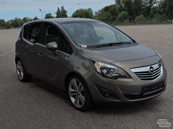 Pelēks Opel Meriva 2010 Marijampole, ar dzinēja tilpumu 1.40 L un nobraukumu 203 tūkst. km par 2950 €, foto 2 vietnē AUTOMOTO.COM.LV