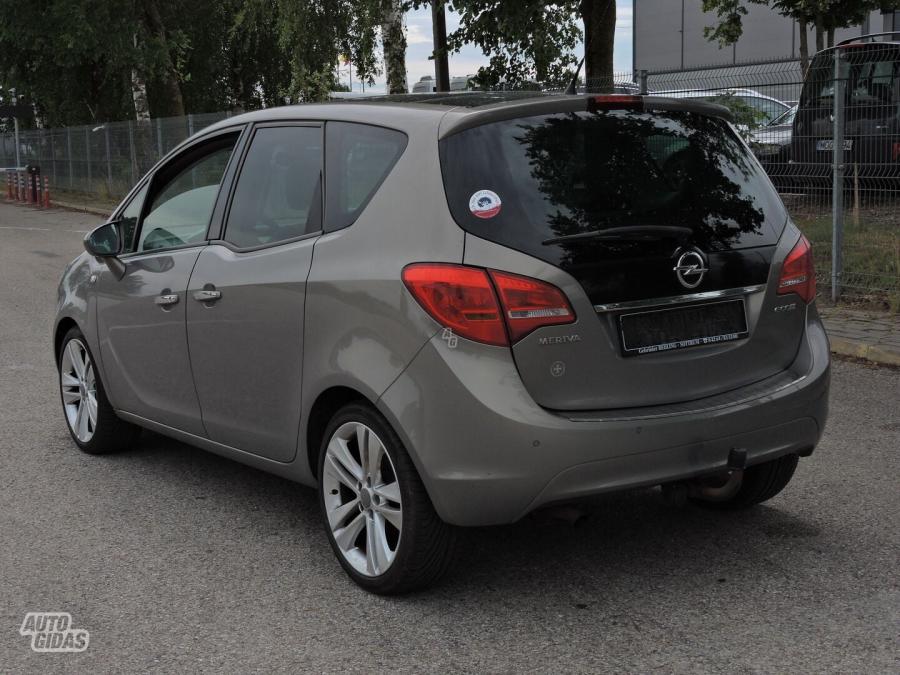 Grey Opel Meriva 2010 in Marijampole, with an engine capacity of 1.40 L and mileage of 203 thousand km for 2950 €, photo 5 on AUTOMOTO.COM.LV