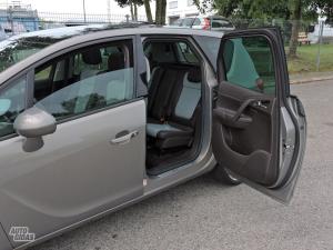 Grey Opel Meriva 2010 in Marijampole, with an engine capacity of 1.40 L and mileage of 203 thousand km for 2950 €, photo 19 on AUTOMOTO.COM.LV