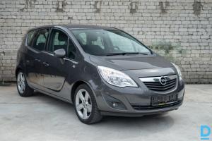 Grey Opel Meriva 2010 in Liepaja, with an engine capacity of 1.40 L and mileage of 229 thousand km for 4600 €, photo  on AUTOMOTO.COM.LV