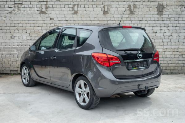 Pelēks Opel Meriva 2010 Liepāja, ar dzinēja tilpumu 1.40 L un nobraukumu 229 tūkst. km par 4600 €, foto 4 vietnē AUTOMOTO.COM.LV