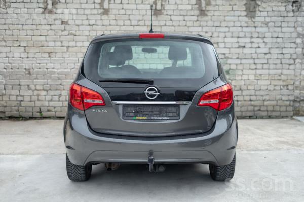 Pelēks Opel Meriva 2010 Liepāja, ar dzinēja tilpumu 1.40 L un nobraukumu 229 tūkst. km par 4600 €, foto 5 vietnē AUTOMOTO.COM.LV