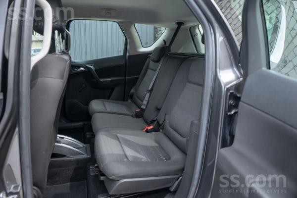 Pelēks Opel Meriva 2010 Liepāja, ar dzinēja tilpumu 1.40 L un nobraukumu 229 tūkst. km par 4600 €, foto 10 vietnē AUTOMOTO.COM.LV