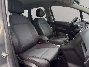 Grey Opel Meriva 2010 in Kaunas, with an engine capacity of 1.40 L and mileage of 256 thousand km for 3799 €, photo 9 on AUTOMOTO.COM.LV