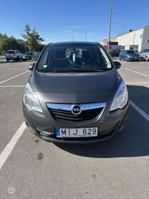 Grey Opel Meriva 2010 in Siauliai, with an engine capacity of 1.69 L and mileage of 331 thousand km for 2350 €, photo  on AUTOMOTO.COM.LV