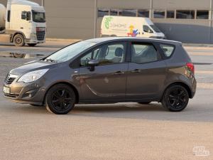 Pelēks Opel Meriva 2010 Kauņa, ar dzinēja tilpumu 1.40 L un nobraukumu 172 tūkst. km par 3000 €, foto 5 vietnē AUTOMOTO.COM.LV