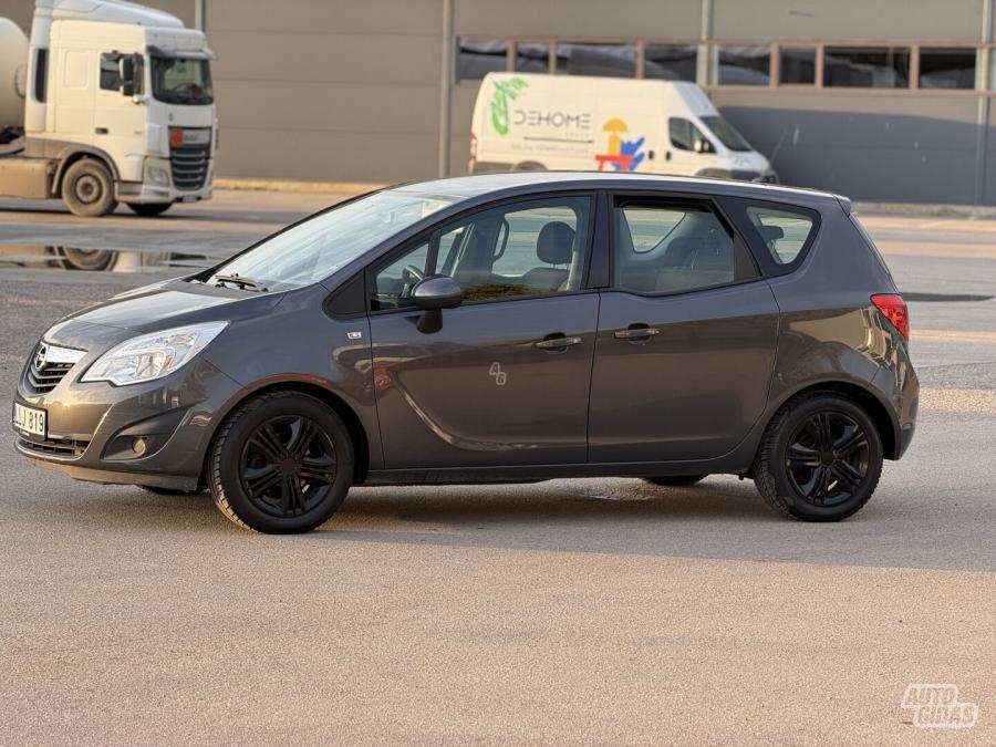 Pelēks Opel Meriva 2010 Kauņa, ar dzinēja tilpumu 1.40 L un nobraukumu 172 tūkst. km par 3000 €, foto 5 vietnē AUTOMOTO.COM.LV