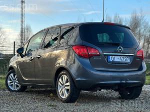 Grey Opel Meriva 2011 in Jelgava, with an engine capacity of 1.40 L and mileage of 0 thousand km for 4490 €, photo 6 on AUTOMOTO.COM.LV