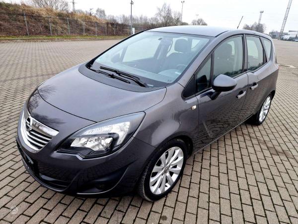 Pelēks Opel Meriva 2011 Marijampole, ar dzinēja tilpumu 1.36 L un nobraukumu 111 tūkst. km par 3650 €, foto 2 vietnē AUTOMOTO.COM.LV