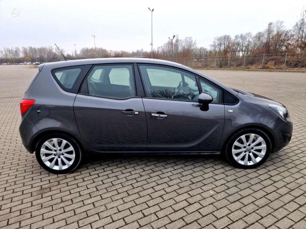 Pelēks Opel Meriva 2011 Marijampole, ar dzinēja tilpumu 1.36 L un nobraukumu 111 tūkst. km par 3650 €, foto 5 vietnē AUTOMOTO.COM.LV