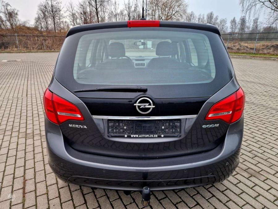 Grey Opel Meriva 2011 in Marijampole, with an engine capacity of 1.36 L and mileage of 111 thousand km for 3650 €, photo 7 on AUTOMOTO.COM.LV