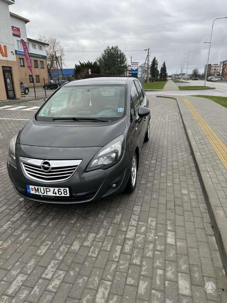 Pelēks Opel Meriva 2011 Kretinga, ar dzinēja tilpumu 1.70 L un nobraukumu 293 tūkst. km par 4000 €, foto 1 vietnē AUTOMOTO.COM.LV