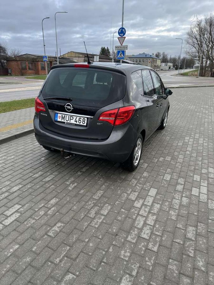 Pelēks Opel Meriva 2011 Kretinga, ar dzinēja tilpumu 1.70 L un nobraukumu 293 tūkst. km par 4000 €, foto 3 vietnē AUTOMOTO.COM.LV