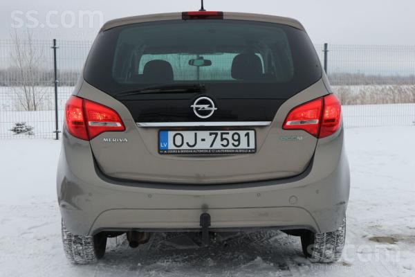 Grey Opel Meriva 2011 in Riga, with an engine capacity of 1.40 L and mileage of 171 thousand km for 3750 €, photo 9 on AUTOMOTO.COM.LV