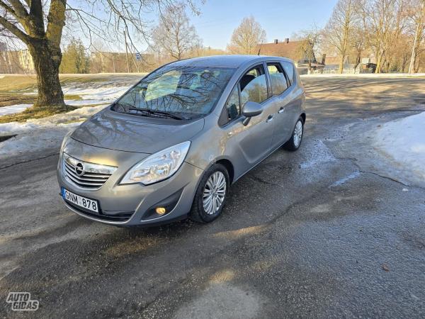 Pelēks Opel Meriva 2011 Radviliškis, ar dzinēja tilpumu 1.70 L un nobraukumu 137 tūkst. km par 2750 €, foto 2 vietnē AUTOMOTO.COM.LV