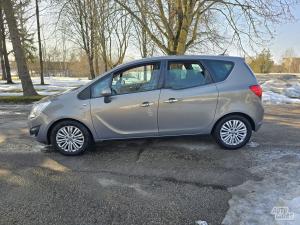 Grey Opel Meriva 2011 in Radviliskis, with an engine capacity of 1.70 L and mileage of 137 thousand km for 2750 €, photo 11 on AUTOMOTO.COM.LV