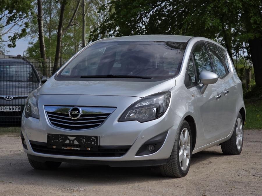 Pelēks Opel Meriva 2011 Rīga, ar dzinēja tilpumu 1.70 L un nobraukumu 302 tūkst. km par 4350 €, foto 3 vietnē AUTOMOTO.COM.LV