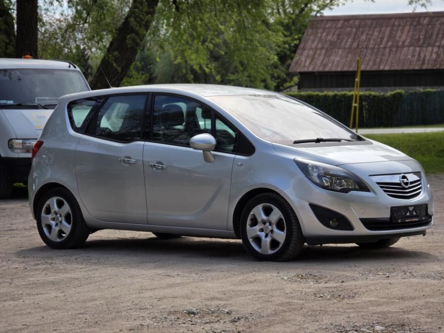 Pelēks Opel Meriva 2011 Rīga, ar dzinēja tilpumu 1.70 L un nobraukumu 302 tūkst. km par 4350 €, foto 37 vietnē AUTOMOTO.COM.LV