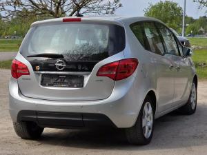 Grey Opel Meriva 2011 in Grobiņa, with an engine capacity of 1.70 L and mileage of 302 thousand km for 3750 €, photo 9 on AUTOMOTO.COM.LV