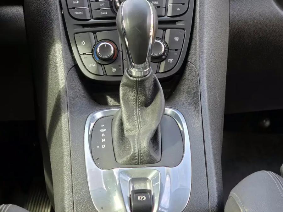 Grey Opel Meriva 2011 in Grobiņa, with an engine capacity of 1.70 L and mileage of 302 thousand km for 3750 €, photo 27 on AUTOMOTO.COM.LV