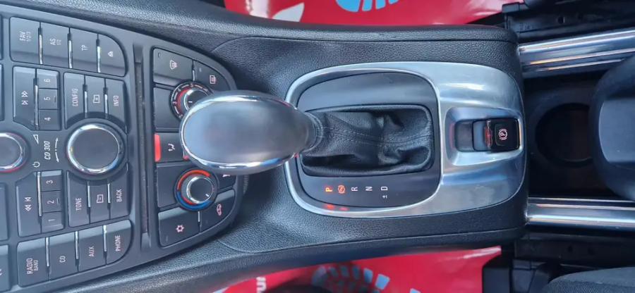 Pelēks Opel Meriva 2011 Daugavpils, ar dzinēja tilpumu 1.70 L un nobraukumu 252 tūkst. km par 4350 €, foto 18 vietnē AUTOMOTO.COM.LV