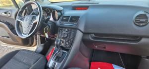 Pelēks Opel Meriva 2011 Daugavpils, ar dzinēja tilpumu 1.70 L un nobraukumu 252 tūkst. km par 4350 €, foto 24 vietnē AUTOMOTO.COM.LV