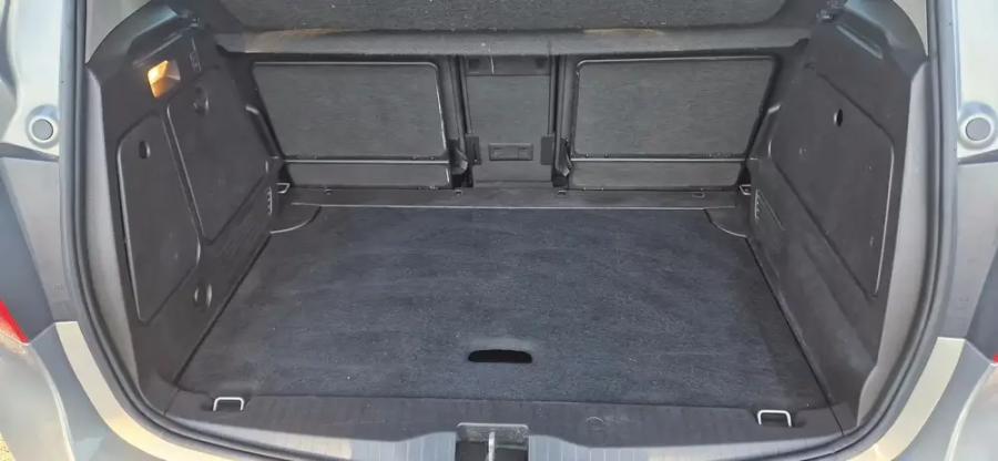 Pelēks Opel Meriva 2011 Daugavpils, ar dzinēja tilpumu 1.70 L un nobraukumu 252 tūkst. km par 4350 €, foto 26 vietnē AUTOMOTO.COM.LV