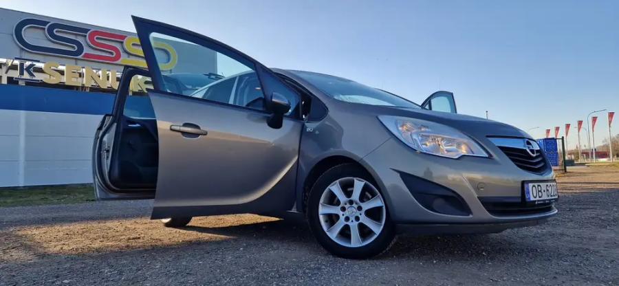 Pelēks Opel Meriva 2011 Daugavpils, ar dzinēja tilpumu 1.70 L un nobraukumu 252 tūkst. km par 4350 €, foto 31 vietnē AUTOMOTO.COM.LV