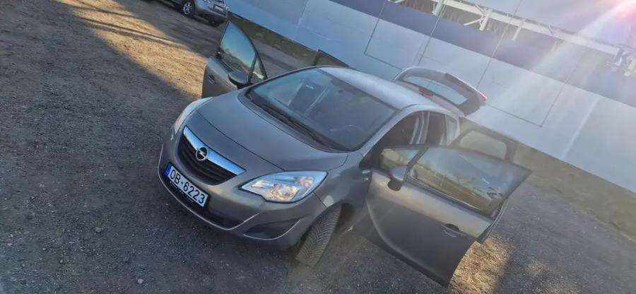 Pelēks Opel Meriva 2011 Daugavpils, ar dzinēja tilpumu 1.70 L un nobraukumu 252 tūkst. km par 4350 €, foto 33 vietnē AUTOMOTO.COM.LV
