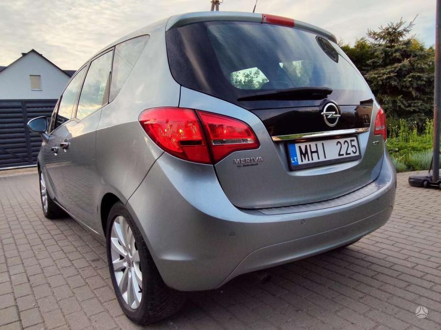 Pelēks Opel Meriva 2011 Viļņa, ar dzinēja tilpumu 1.69 L un nobraukumu 250 tūkst. km par 4250 €, foto 9 vietnē AUTOMOTO.COM.LV