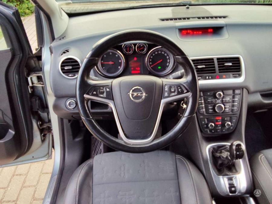 Pelēks Opel Meriva 2011 Viļņa, ar dzinēja tilpumu 1.69 L un nobraukumu 250 tūkst. km par 4250 €, foto 10 vietnē AUTOMOTO.COM.LV
