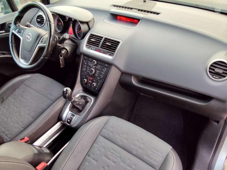 Pelēks Opel Meriva 2011 Viļņa, ar dzinēja tilpumu 1.69 L un nobraukumu 250 tūkst. km par 4250 €, foto 11 vietnē AUTOMOTO.COM.LV