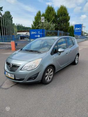 Grey Opel Meriva 2011 in Vilnius, with an engine capacity of 1.40 L and mileage of 235 thousand km for 2200 €, photo 3 on AUTOMOTO.COM.LV