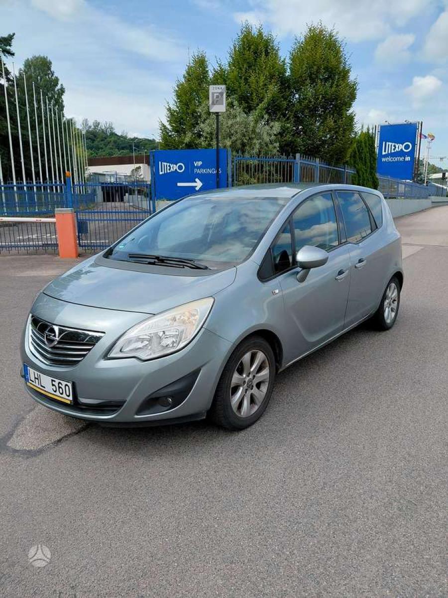 Grey Opel Meriva 2011 in Vilnius, with an engine capacity of 1.40 L and mileage of 235 thousand km for 2200 €, photo 3 on AUTOMOTO.COM.LV