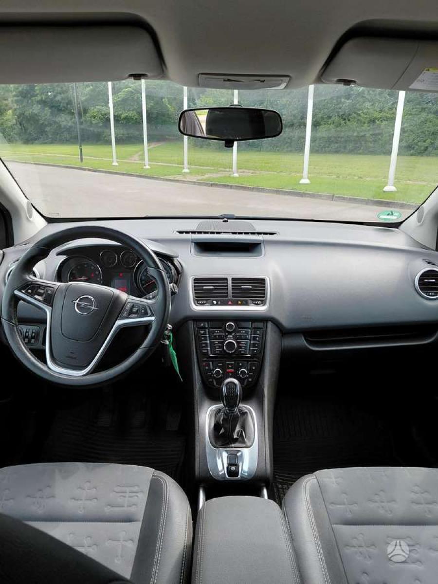 Grey Opel Meriva 2011 in Vilnius, with an engine capacity of 1.40 L and mileage of 235 thousand km for 2200 €, photo 10 on AUTOMOTO.COM.LV