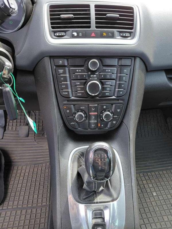 Pelēks Opel Meriva 2011 Viļņa, ar dzinēja tilpumu 1.40 L un nobraukumu 235 tūkst. km par 2200 €, foto 10 vietnē AUTOMOTO.COM.LV
