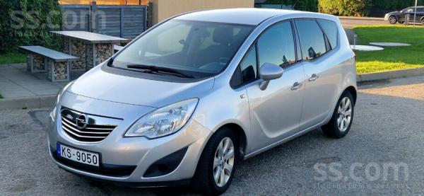 Grey Opel Meriva 2011 in Jelgava, with an engine capacity of 1.70 L and mileage of 229 thousand km for 2550 €, photo 5 on AUTOMOTO.COM.LV