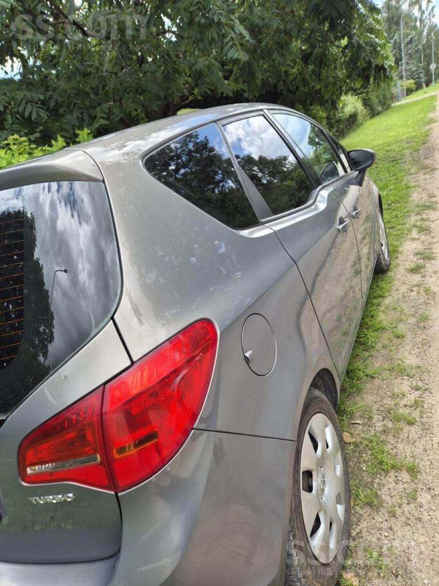 Pelēks Opel Meriva 2011 Rīga, ar dzinēja tilpumu 1.40 L un nobraukumu 254 tūkst. km par 3999 €, foto 9 vietnē AUTOMOTO.COM.LV