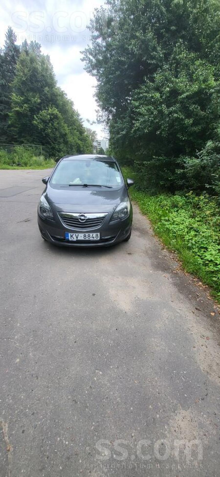 Pelēks Opel Meriva 2011 Rīga, ar dzinēja tilpumu 1.70 L un nobraukumu 111 tūkst. km par 3800 €, foto 3 vietnē AUTOMOTO.COM.LV