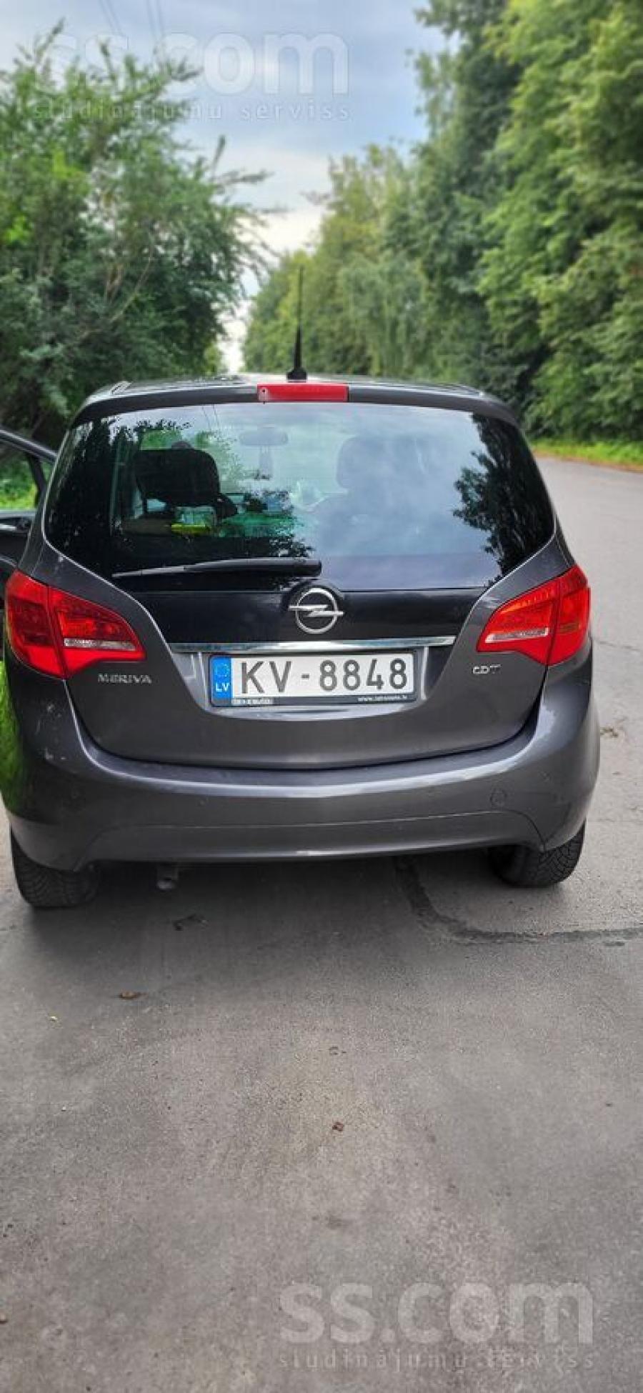 Pelēks Opel Meriva 2011 Rīga, ar dzinēja tilpumu 1.70 L un nobraukumu 111 tūkst. km par 3800 €, foto 5 vietnē AUTOMOTO.COM.LV