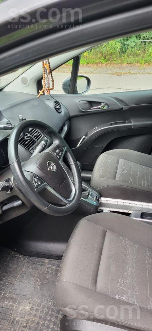 Pelēks Opel Meriva 2011 Rīga, ar dzinēja tilpumu 1.70 L un nobraukumu 111 tūkst. km par 3800 €, foto 6 vietnē AUTOMOTO.COM.LV