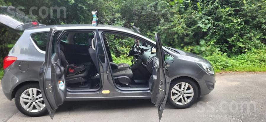 Pelēks Opel Meriva 2011 Rīga, ar dzinēja tilpumu 1.70 L un nobraukumu 111 tūkst. km par 3800 €, foto 9 vietnē AUTOMOTO.COM.LV