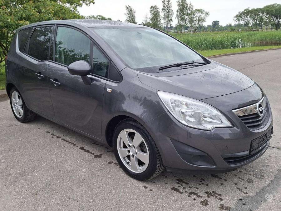 Pelēks Opel Meriva 2011 Ukmergė, ar dzinēja tilpumu 1.36 L un nobraukumu 235 tūkst. km par 3000 €, foto 3 vietnē AUTOMOTO.COM.LV