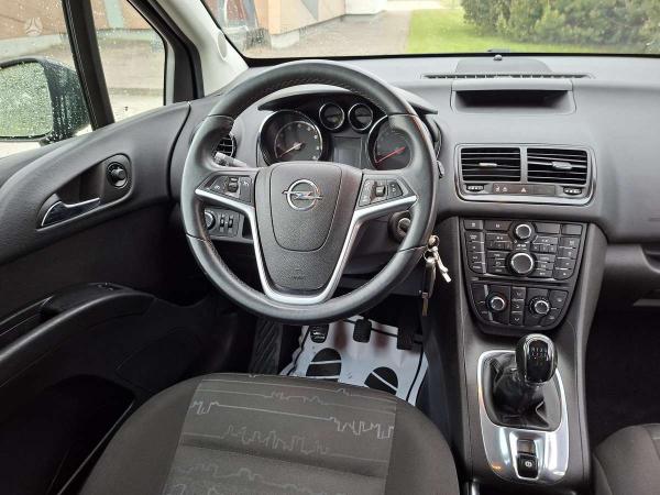 Grey Opel Meriva 2011 in Ukmerge, with an engine capacity of 1.36 L and mileage of 235 thousand km for 3000 €, photo 6 on AUTOMOTO.COM.LV
