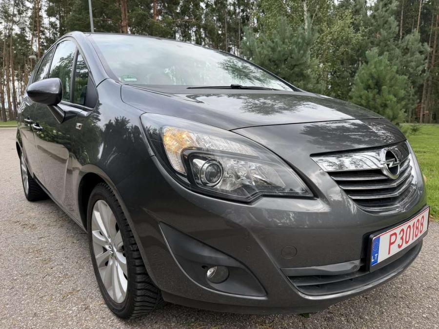 Grey Opel Meriva 2011 in Utena, with an engine capacity of 1.40 L and mileage of 188 thousand km for 3700 €, photo 3 on AUTOMOTO.COM.LV